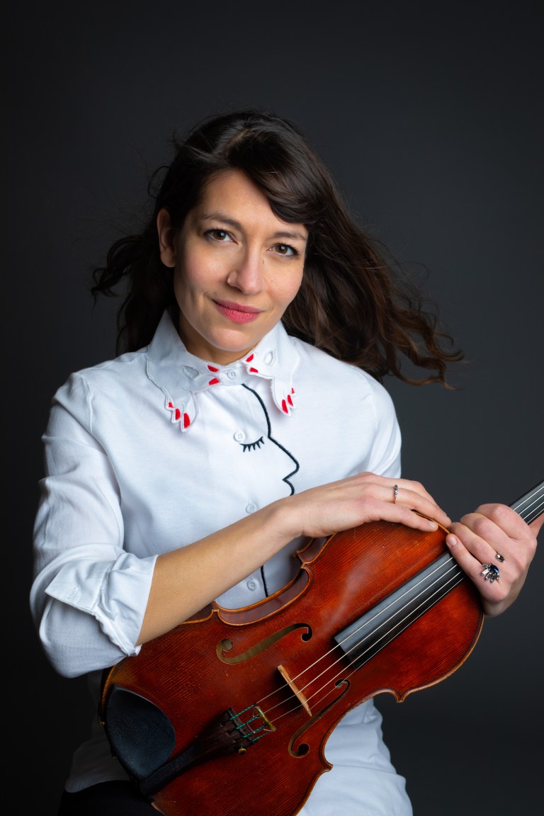 amelia hollander ames – Violist